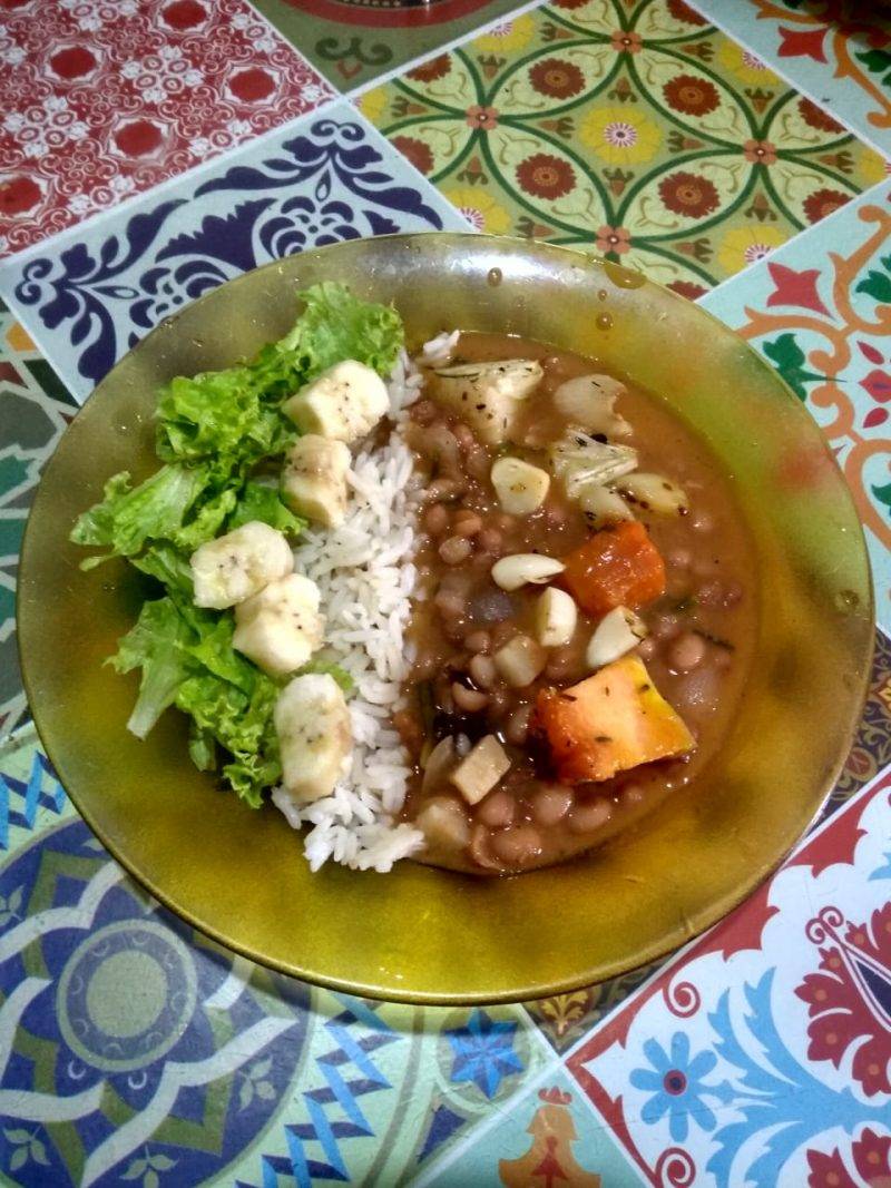 Aprenda a fazer a Maria Isabel Vegana inspirada na culinária ...